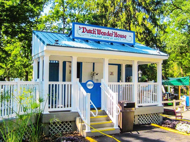 Wonder House | Fun Ride at Dutch Wonderland